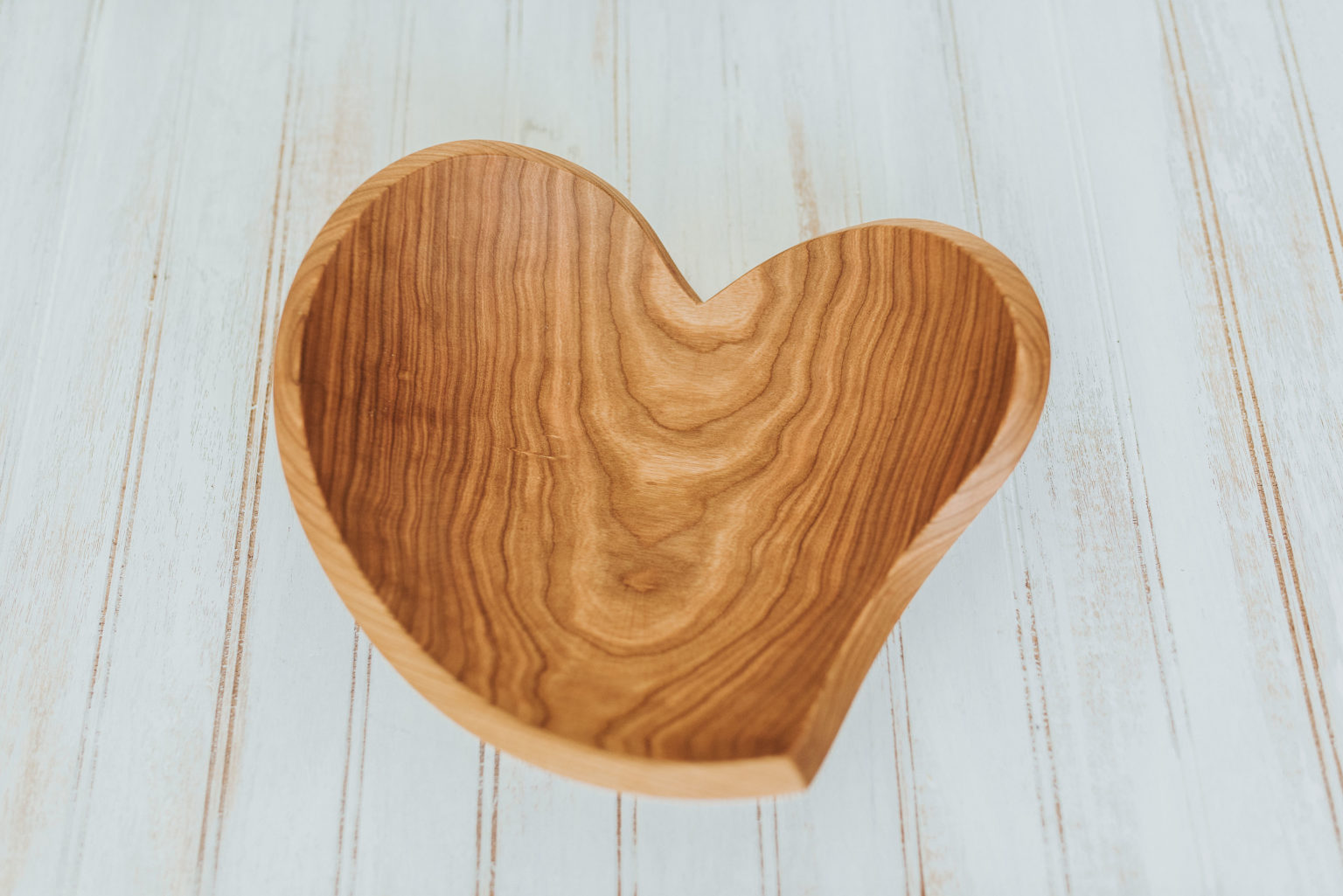 12 inch Cherry Tear Drop Heart Wood Bowl | Holland Bowl Mill | Famous ...